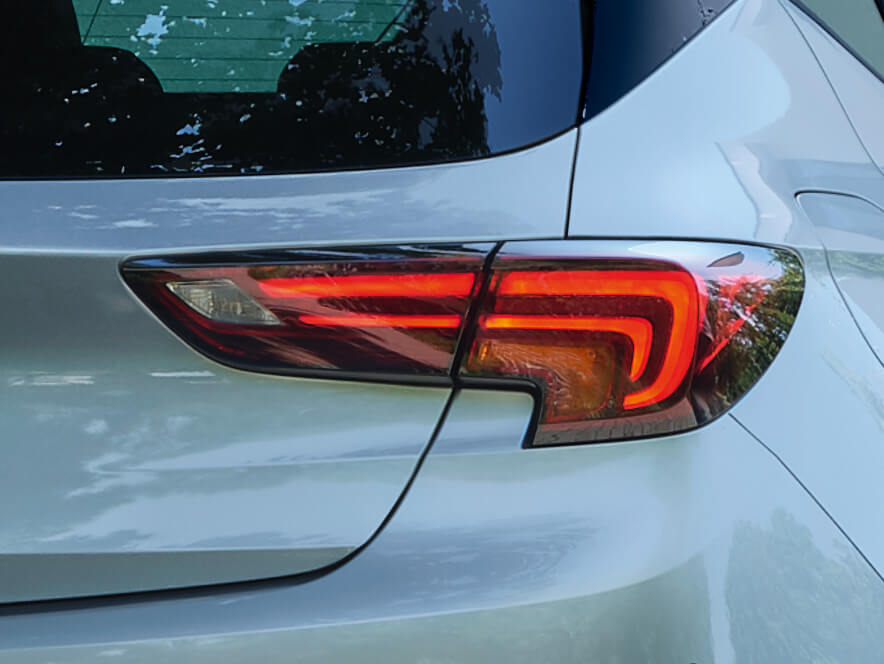 Opel Astra Hatchback | Features | Opel Azerbaijan